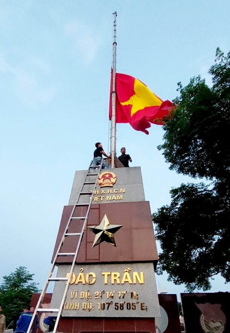 quang-ninh-thanh-nien-voi-nhiem-vu-vinh-quang-tren-dao-tran-185101635 ... quang-ninh-thanh-nien-voi-nhiem-vu-vinh-quang-tren-dao-tran-185101635 ...